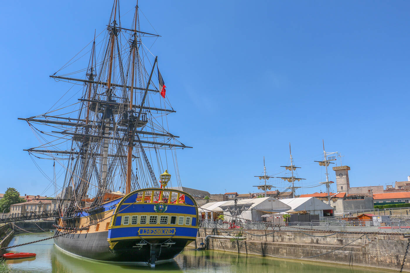 The Hermione, the frigate of freedom | Office de Tourisme de Rochefort ...
